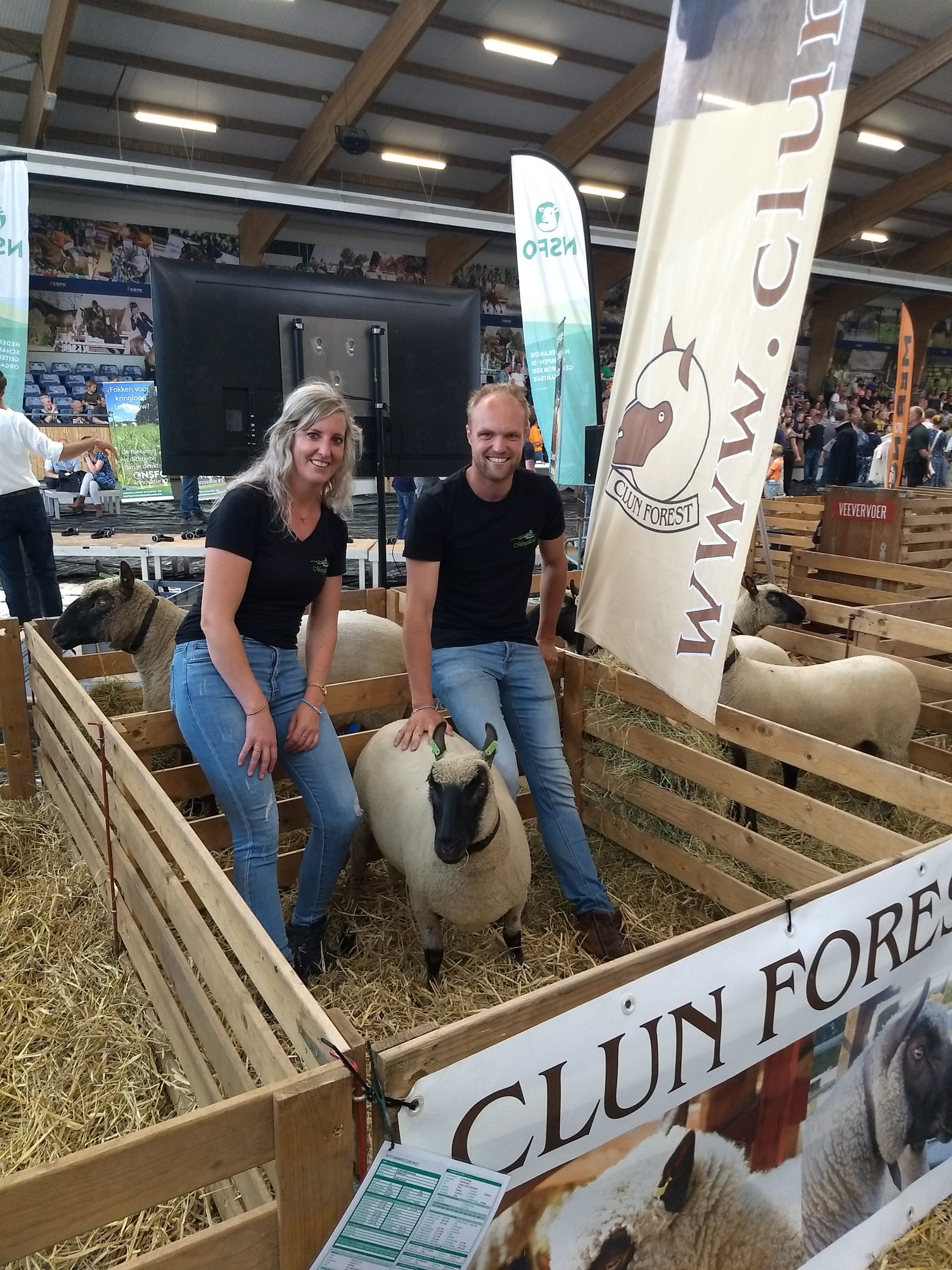 Op de Dag van het Schaap: Janine en Sander van Boer van Zoekt Vrouw ...
